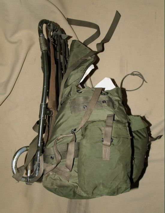 US VIETNAM LIGHTWEIGHT RUCKSACK 1967 - 3925 - Vietnamská válka Výstroj